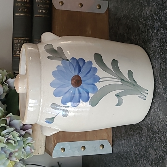 Vintage | Kitchen | Vintage Stoneware Crock With Painted Flower | Poshmark